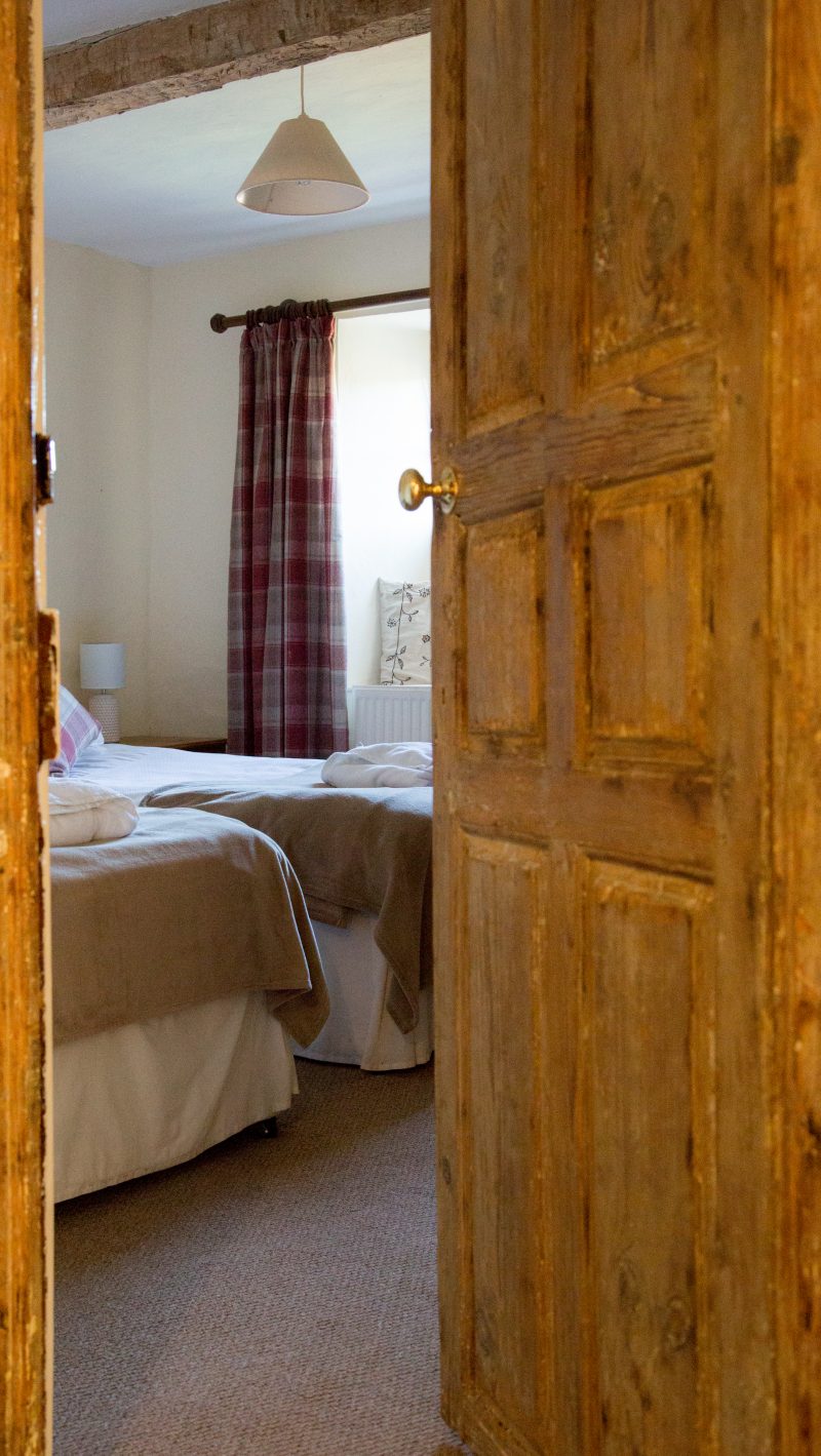 Farmhouse B&B - Witherslack Hall Farm House
